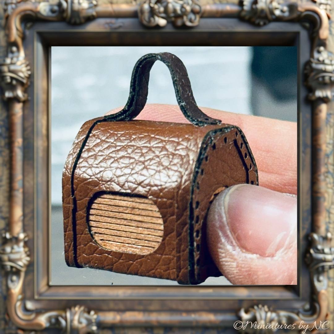 Miniature Pet Carrier DIY – Portraits and Miniatures by NC